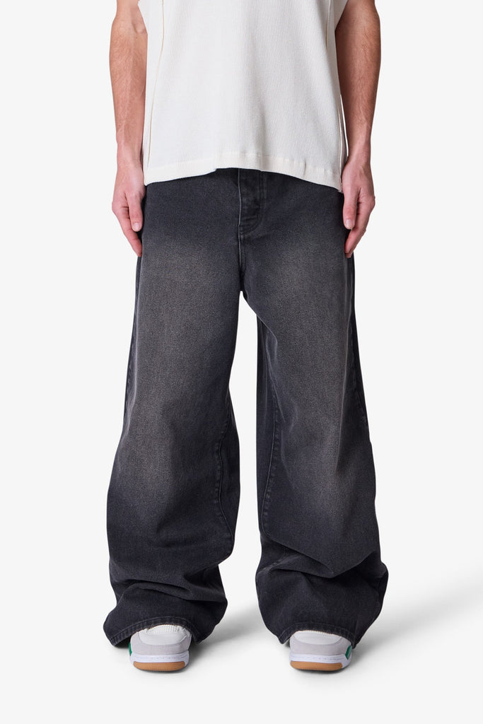 Baggy Washed Rave Denim - Vintage Black | mnml | shop now