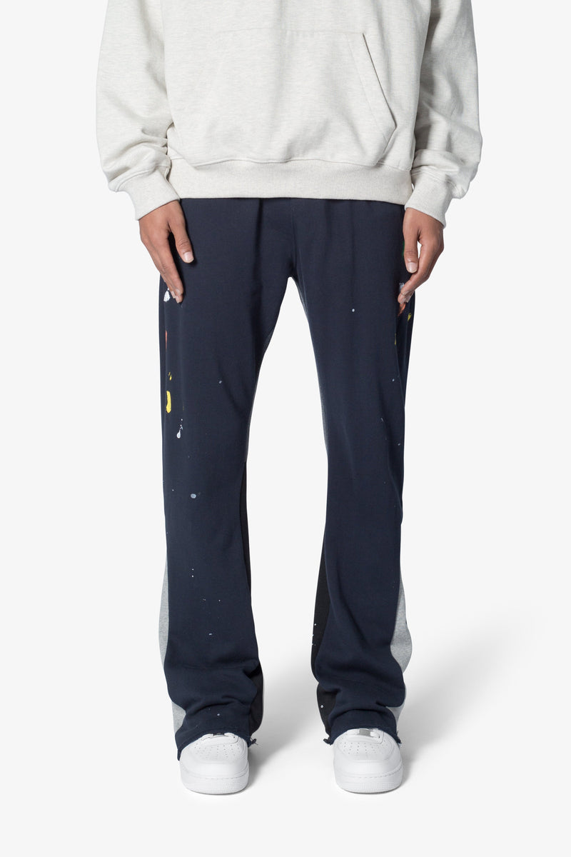 Contrast Bootcut Sweatpants - Navy | mnml | shop now