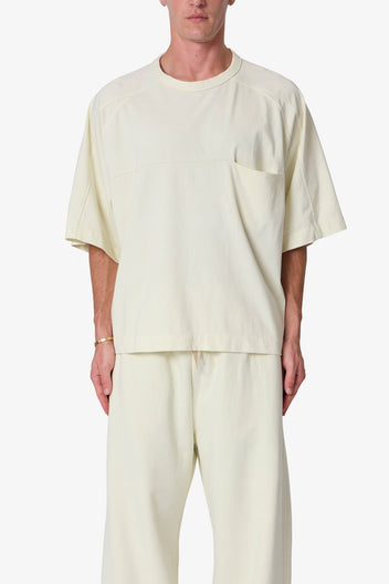 Streetwear Graphic Tees — mnml