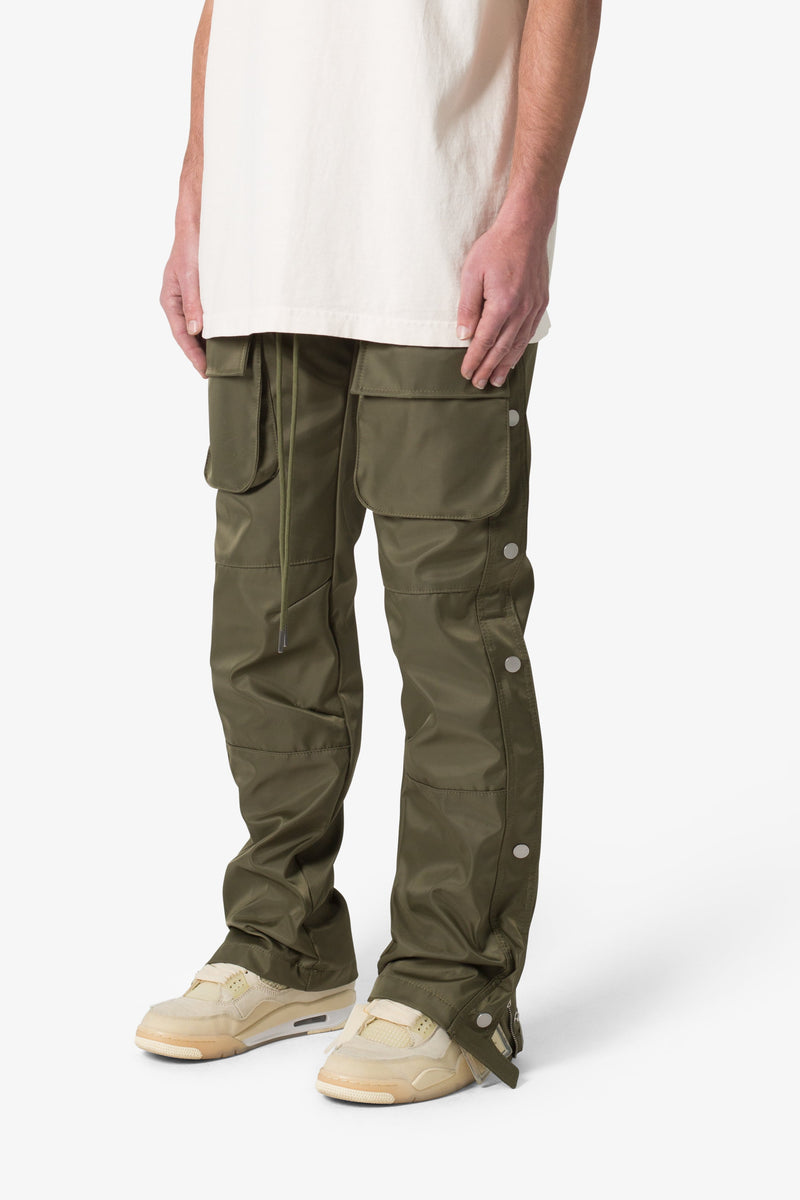 Snap Front Cargo Pants - Olive | mnml | shop now