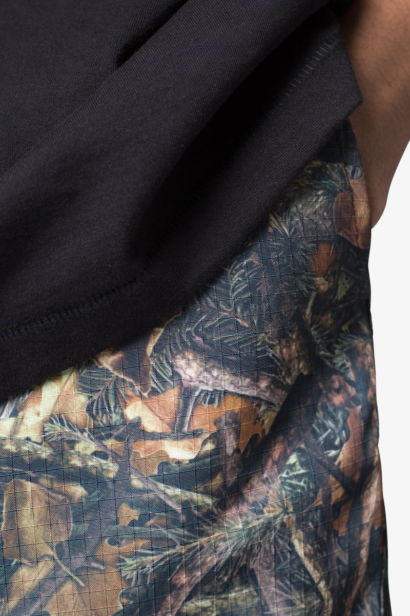 Summer Shorts - Hunter Camo | mnml | shop now