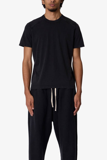 Streetwear Graphic Tees — mnml